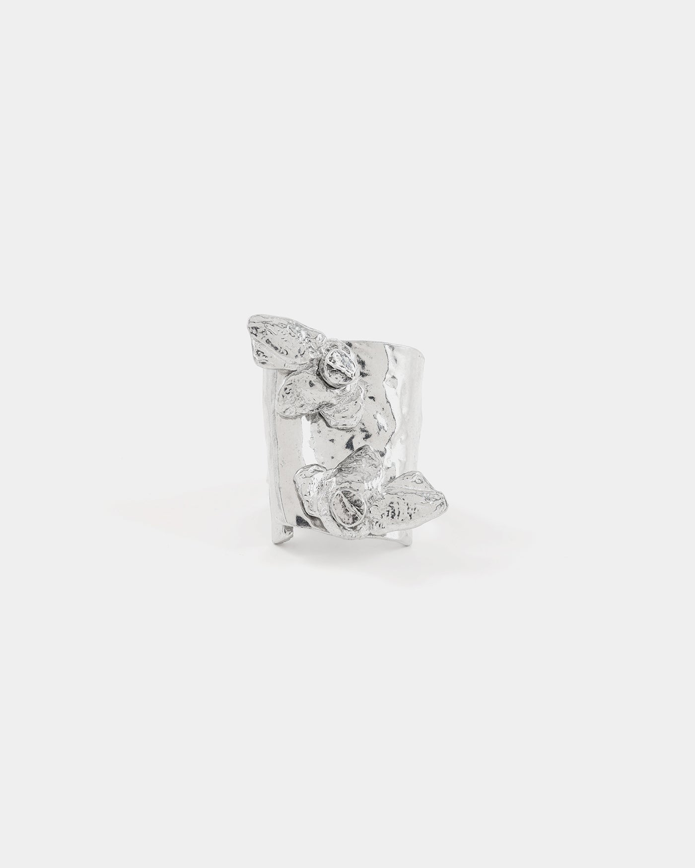 Taurus | Statement silver ring with flowers | Anne-Marie Chagnon