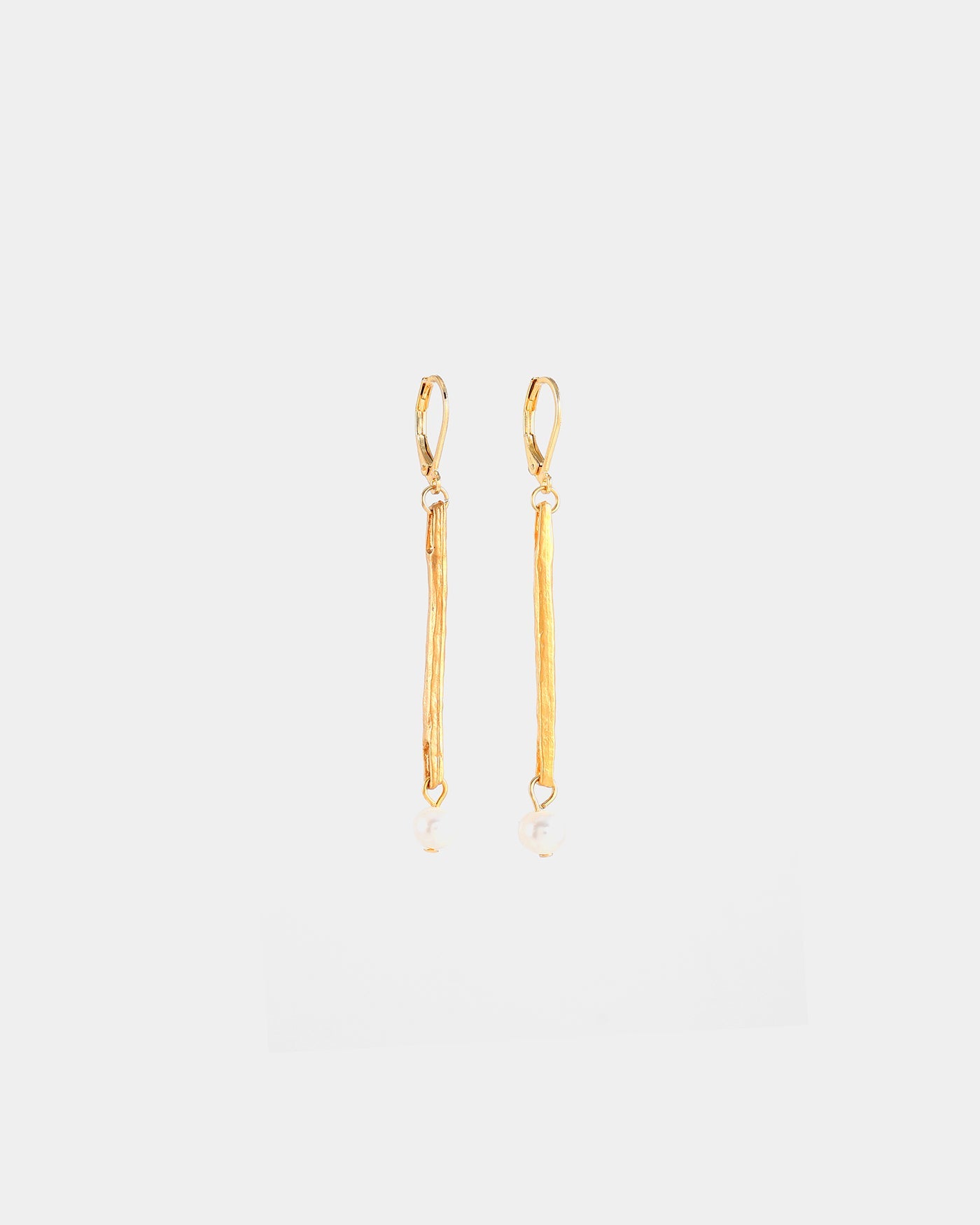 Feiga | Boucles d'oreilles barres or | Anne-Marie Chagnon